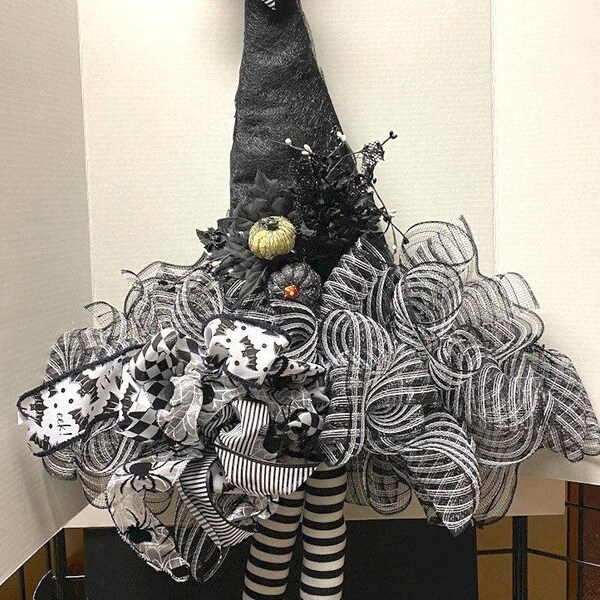 Wreath Form for Witch Hat - Etsy