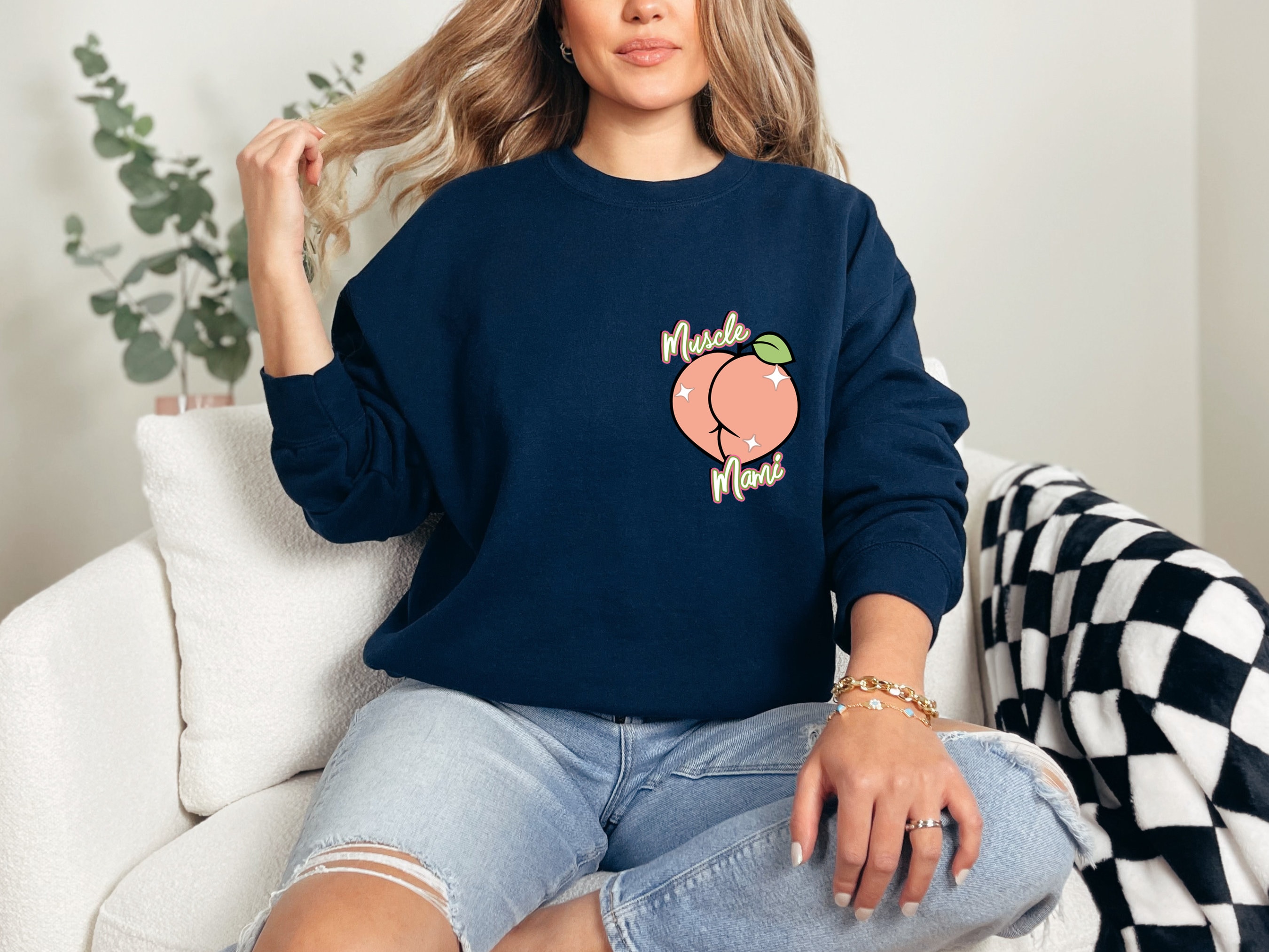 Muscle Mami Peach Butt SVG: Workout Lifting Design (digital Download ...