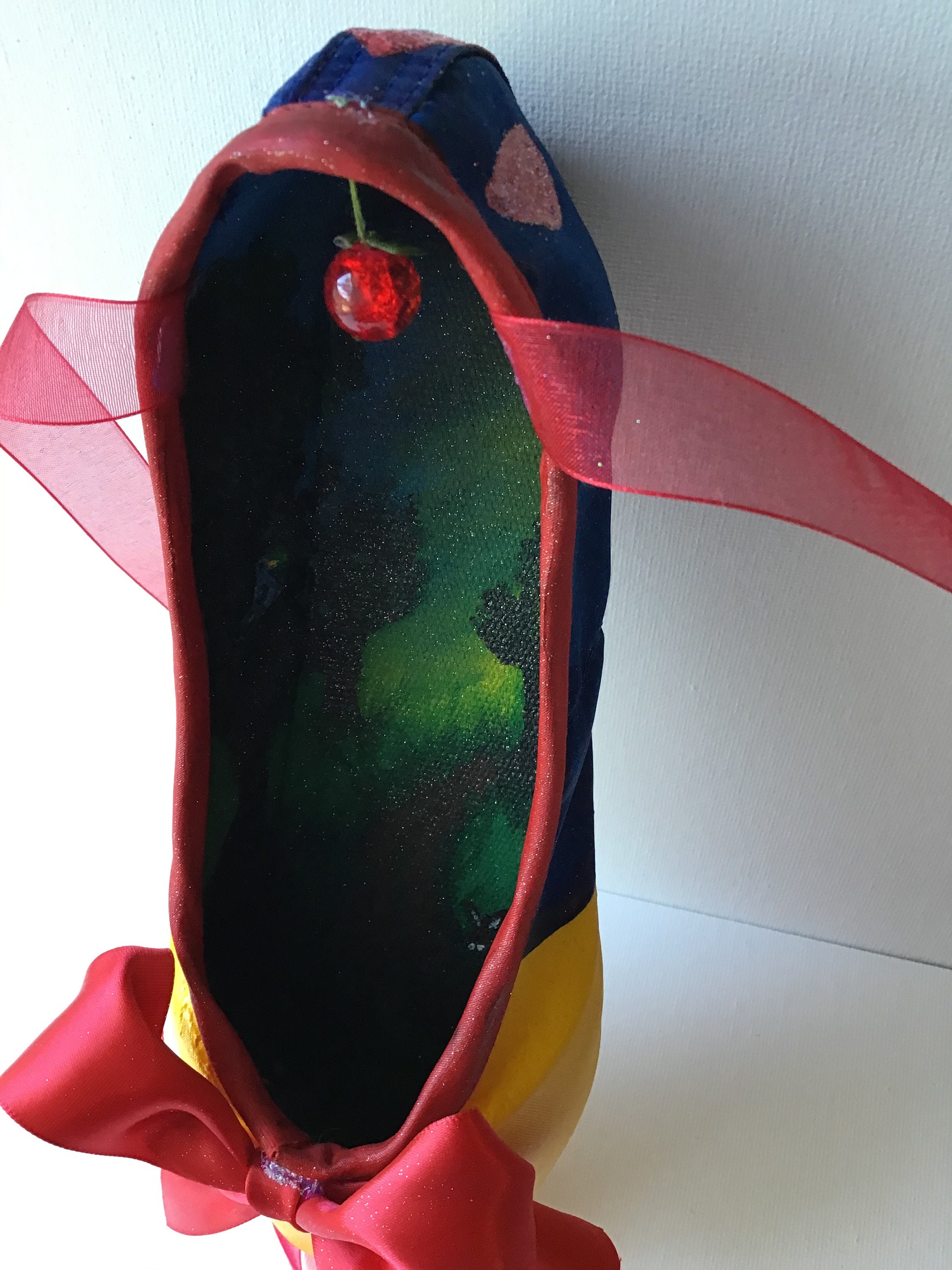 Snow White Painted Pointe Shoe - Etsy