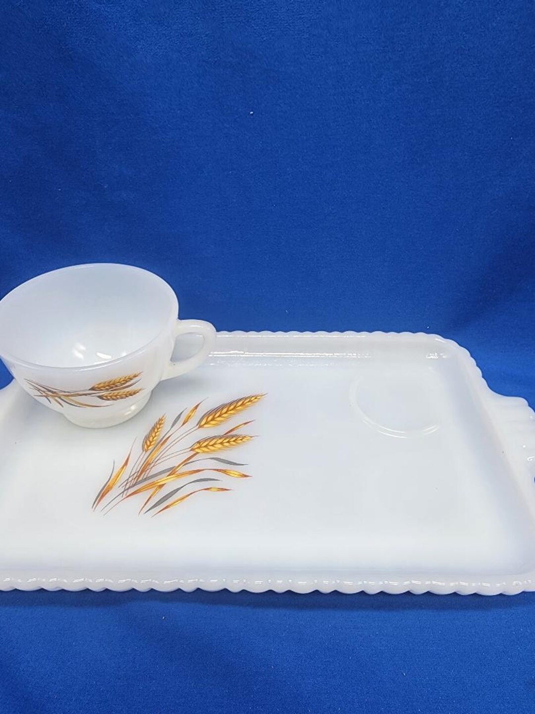 Vintage Sweet Wheat Pattern 8 Piece Anchor Hocking Milk Glass Snack 4 ...