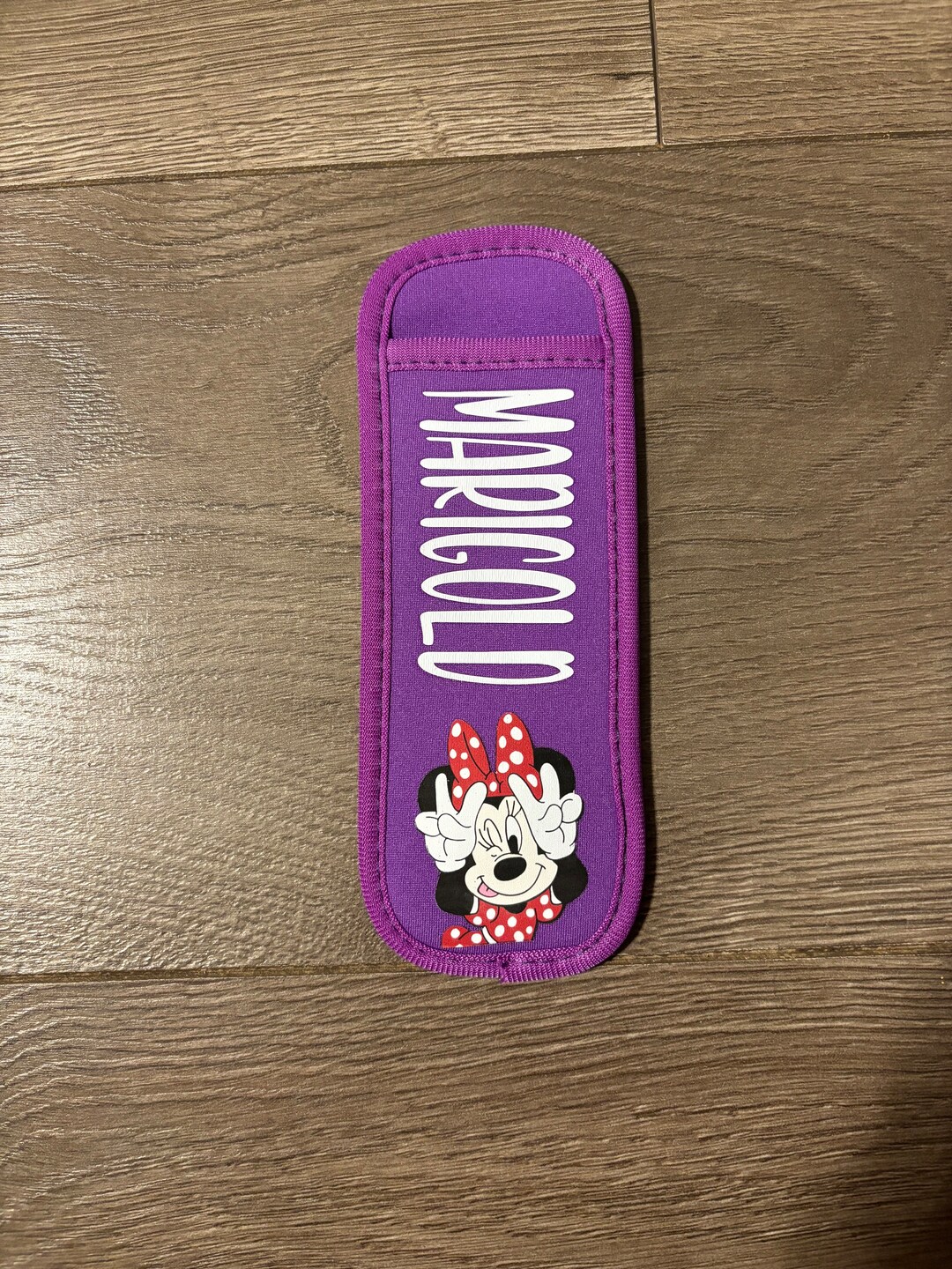 Minnie Mouse Popsicle | Yogurt Holder - Etsy
