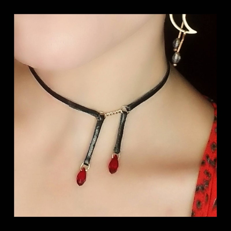 Vampire Bite Choker - Etsy