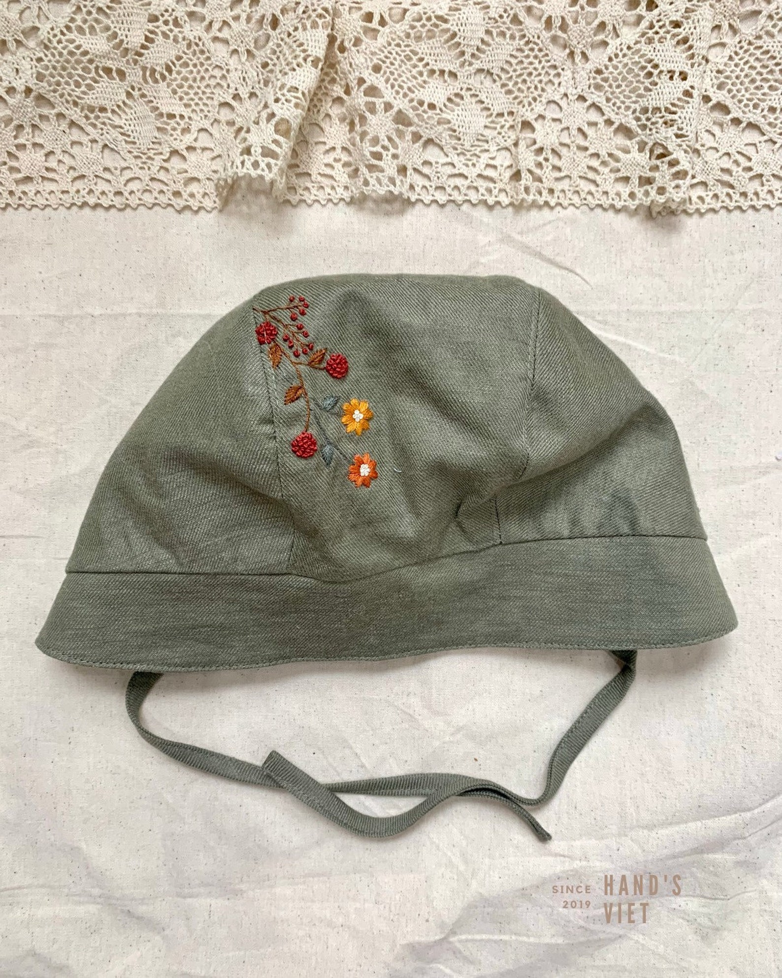 Embroidered Baby Bonnet, Floral Embroidered Bonnet for Girl With ...