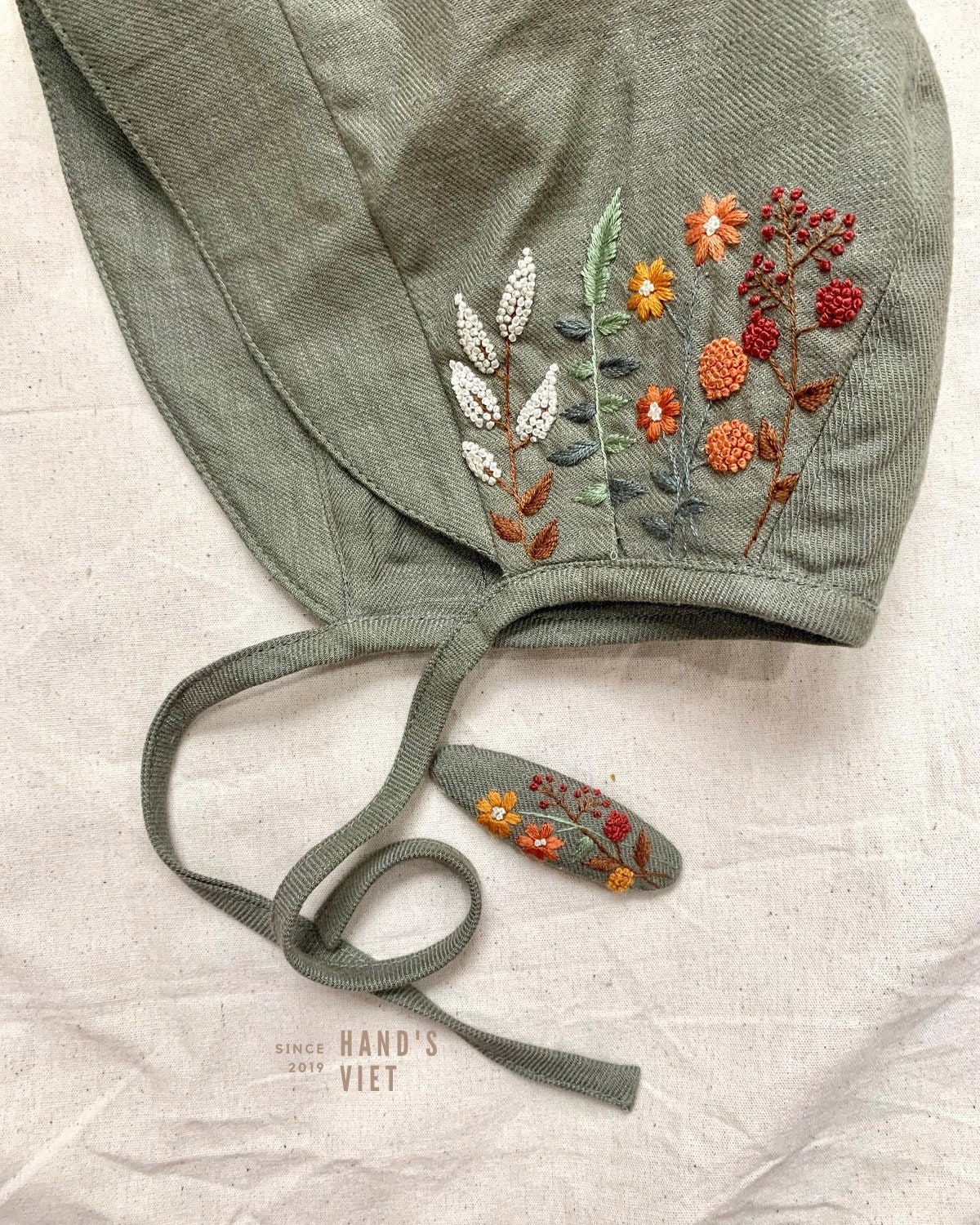 Embroidered Baby Bonnet, Floral Embroidered Bonnet for Girl With ...