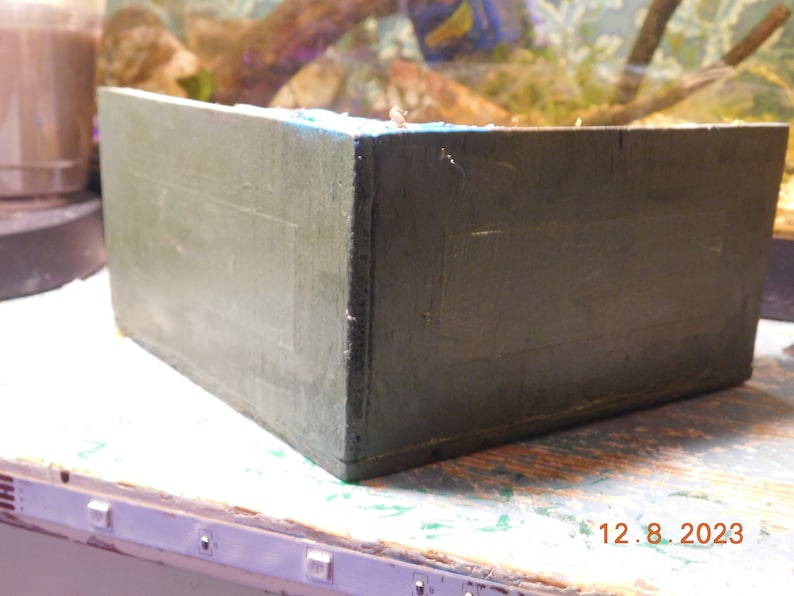 Biome Box waterfall - Etsy