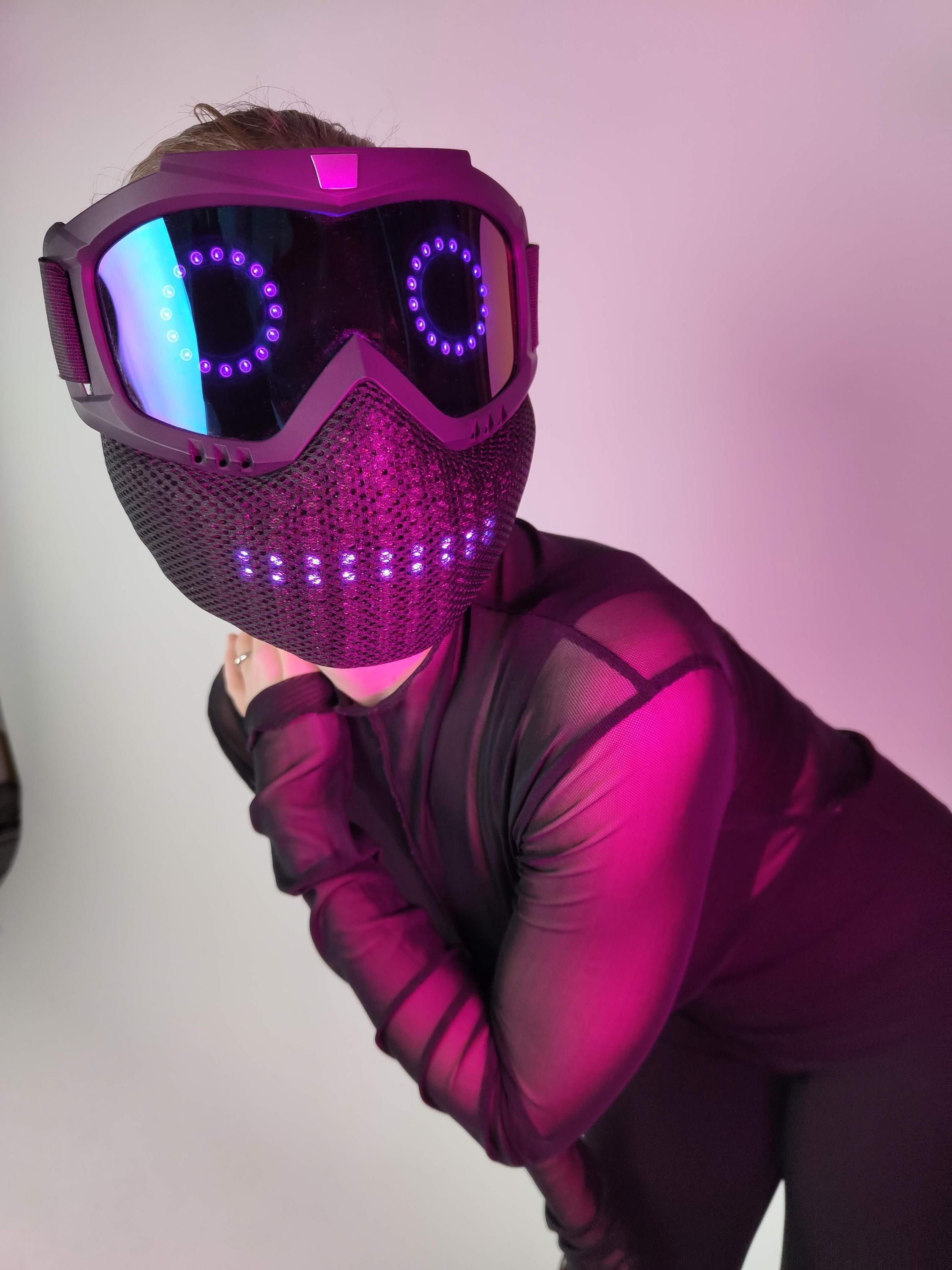 LED Mask With 40+ Animations & Emotions, Bluetooth-controlled ...