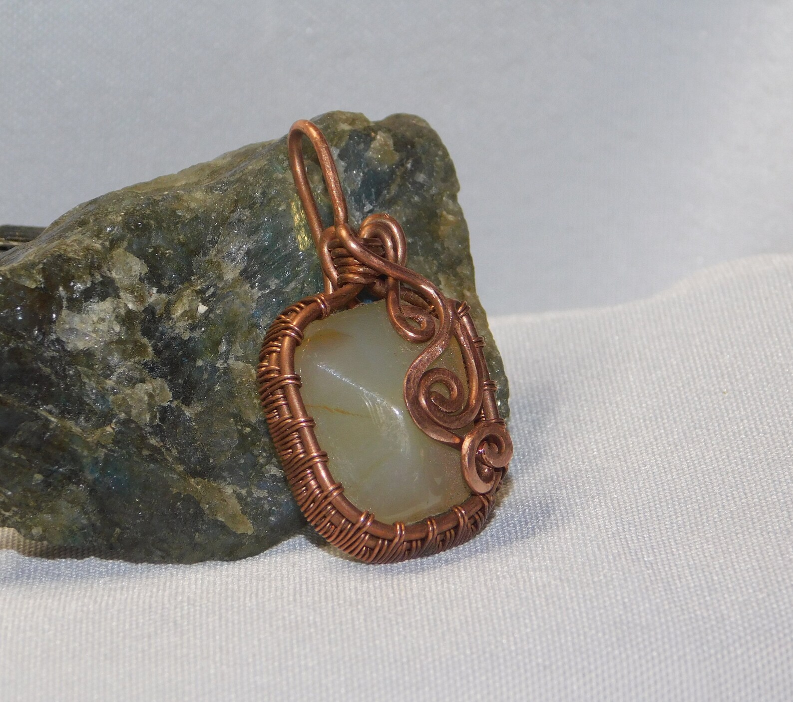 Copper wrapped agate pendant | Etsy