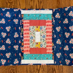 Summertime Scrappy Quilted Double-sided Table Runner - Etsy