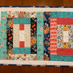 Summertime Scrappy Quilted Double-sided Table Runner - Etsy