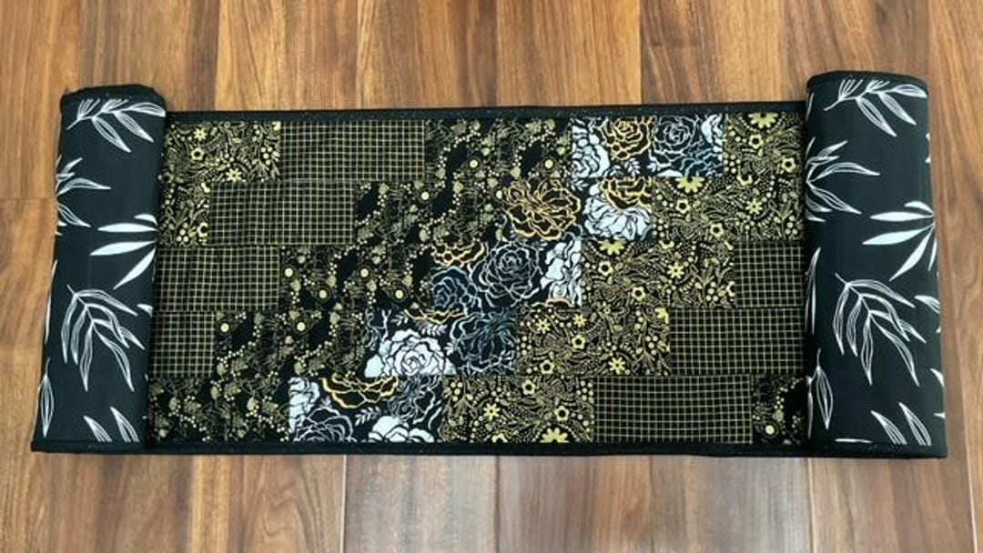 Midnight Garden Quilted Double-sided Table Runner - Etsy