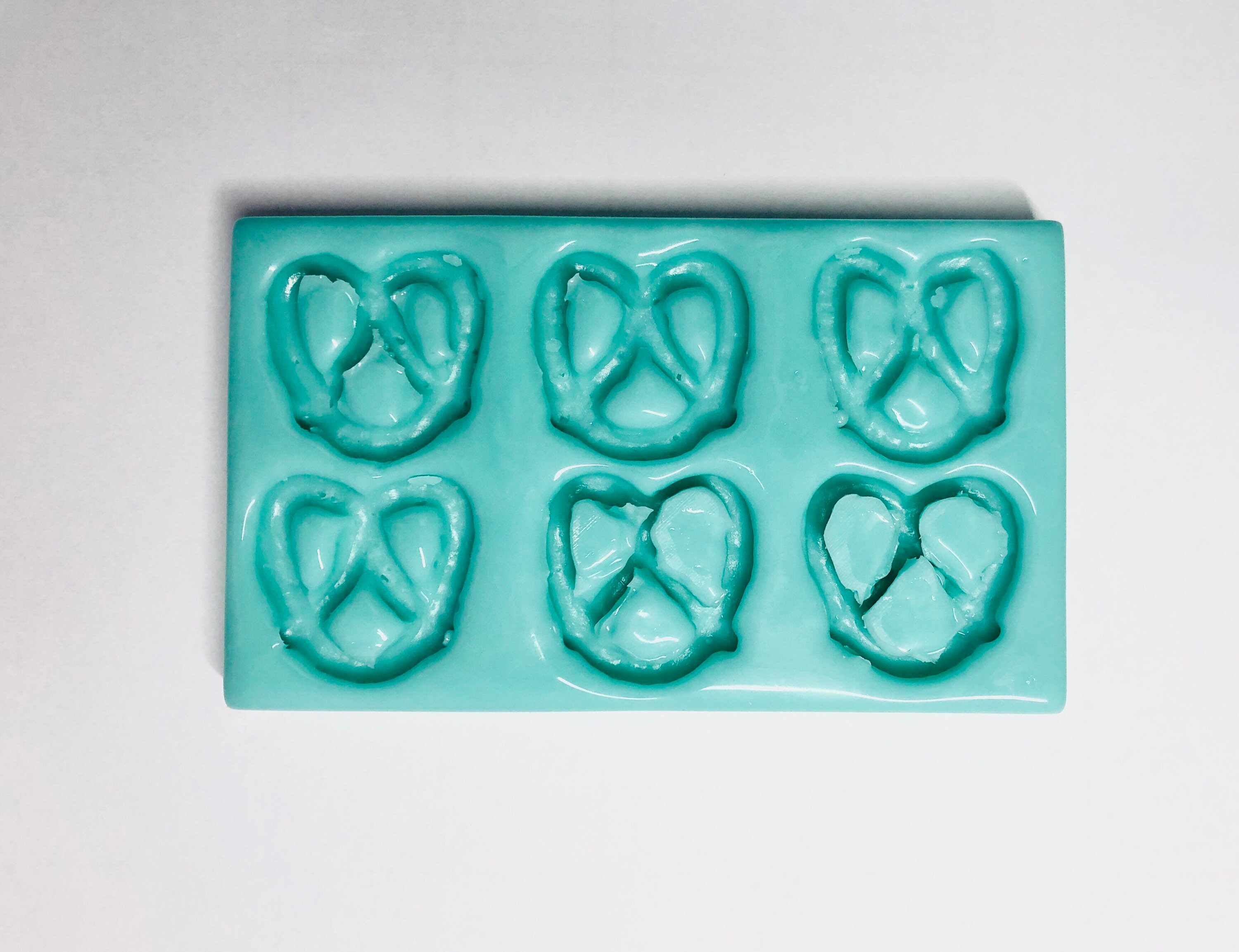 Realistic Mini Pretzels Mold| Snack Shape Silicone Mold| Soap| Candle ...