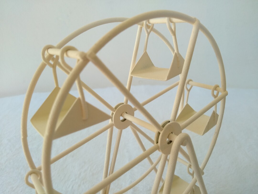 Charming Rotating Ferris Wheel Decoration, Metal Ferris Wheel House ...