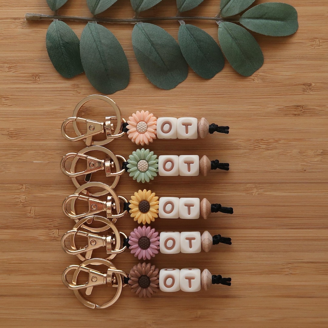 Occupational Therapist Keychain, OT Keychain, Keychain for OT, Flower ...
