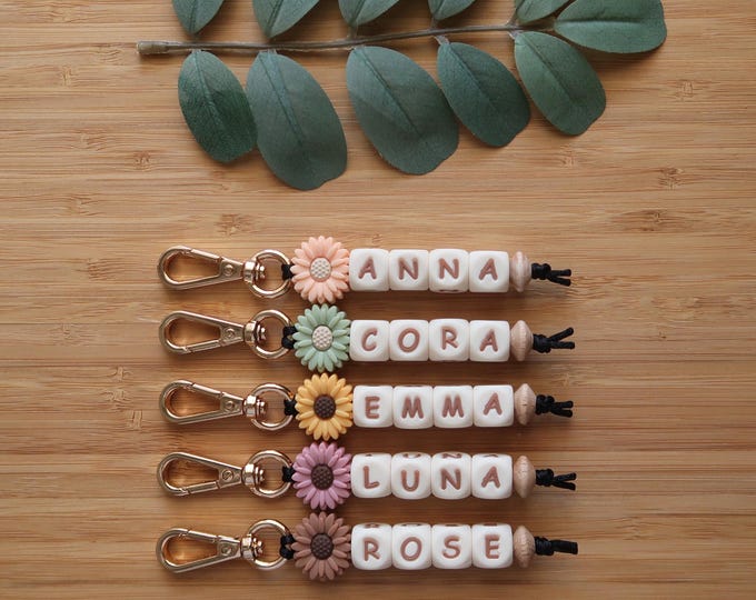 Name Keychain, Keychains With Name, Flower Name Keychain, Silicone ...