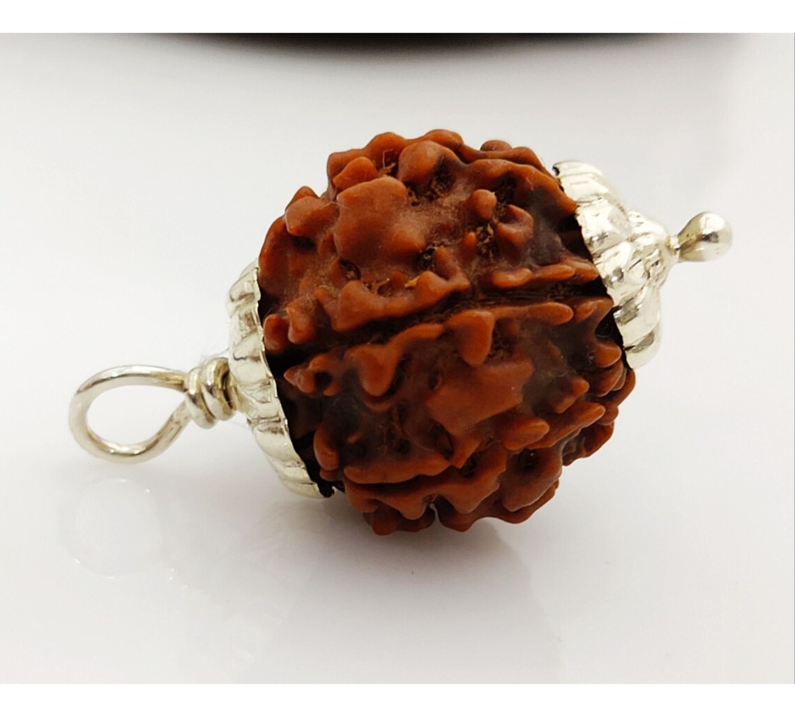 Buy Natural Rudraksha Pendant Prayer Meditation Buddhist for Online in ...