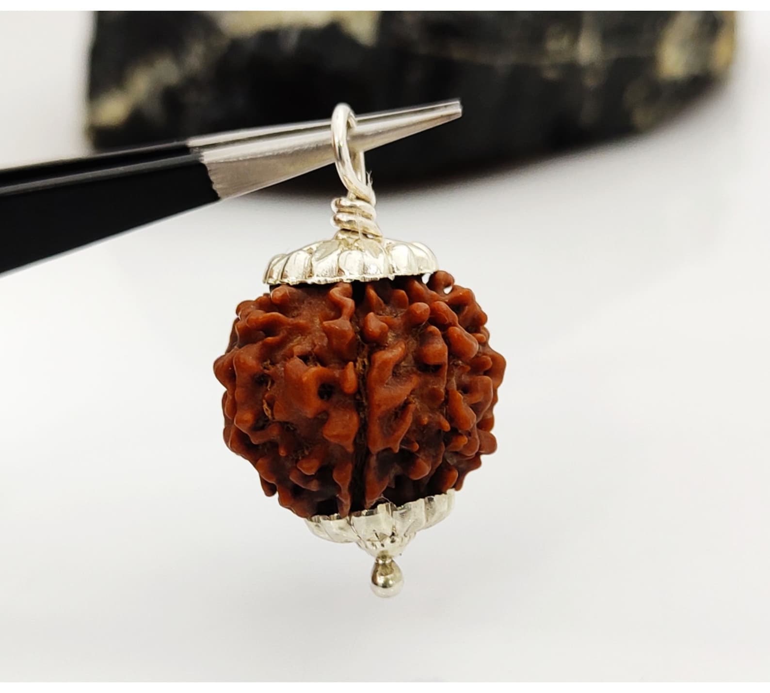 Buy Natural Rudraksha Pendant Prayer Meditation Buddhist for Online in ...