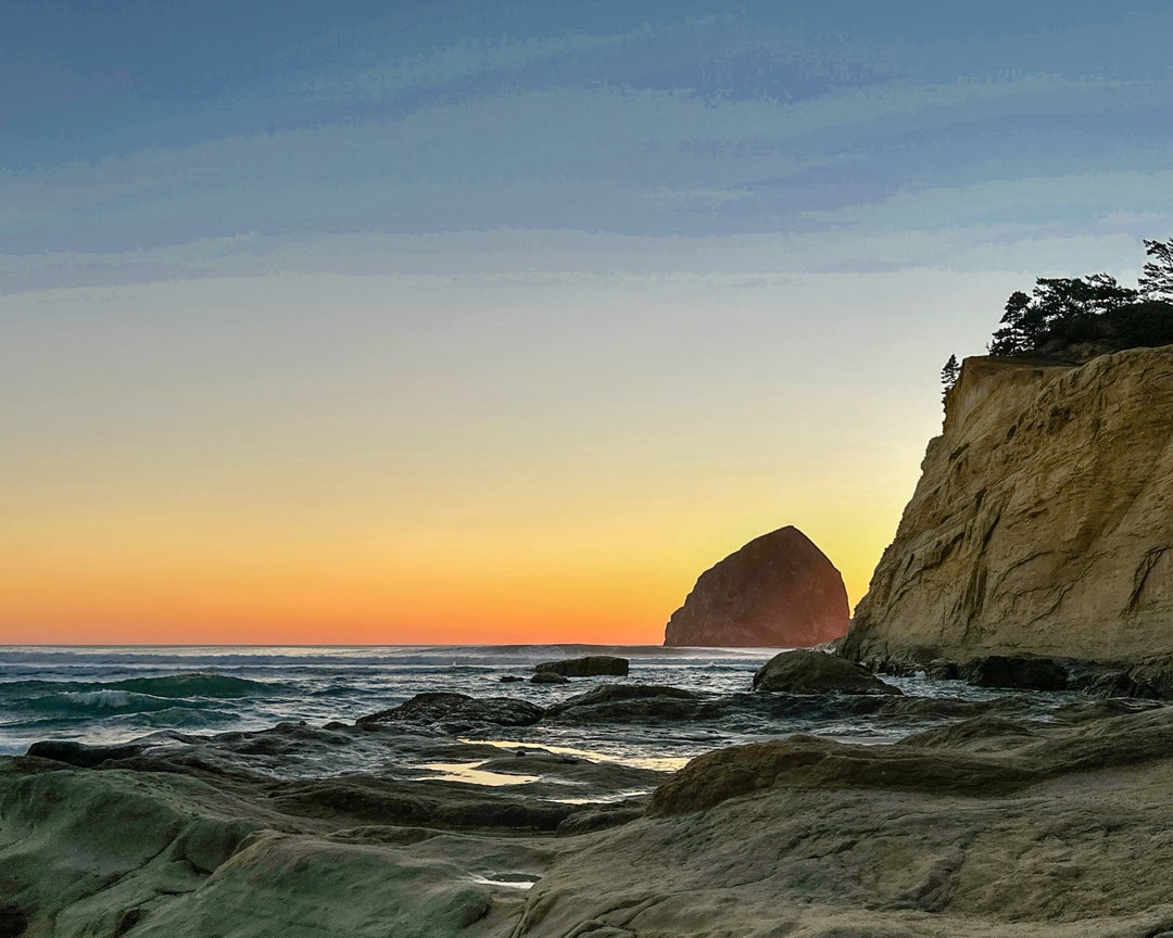 Sunset at the Enormous Sea Stack at Cape Kiwanda in Pacific City ...
