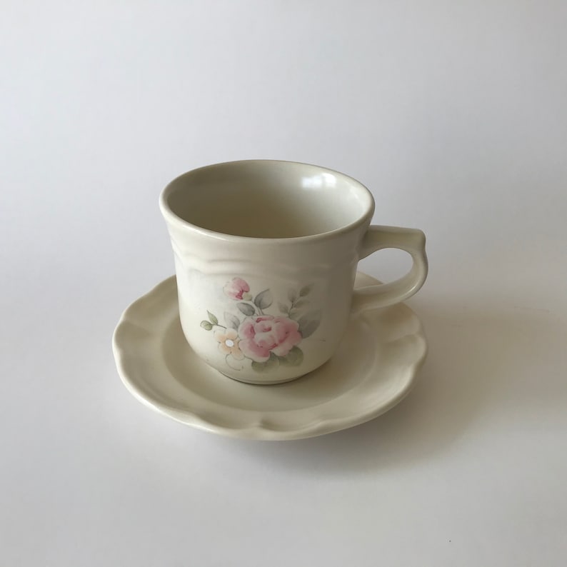Vintage Pfaltzgraff Tea Rose Dinnerware Set: 23-piece Stoneware Serving ...