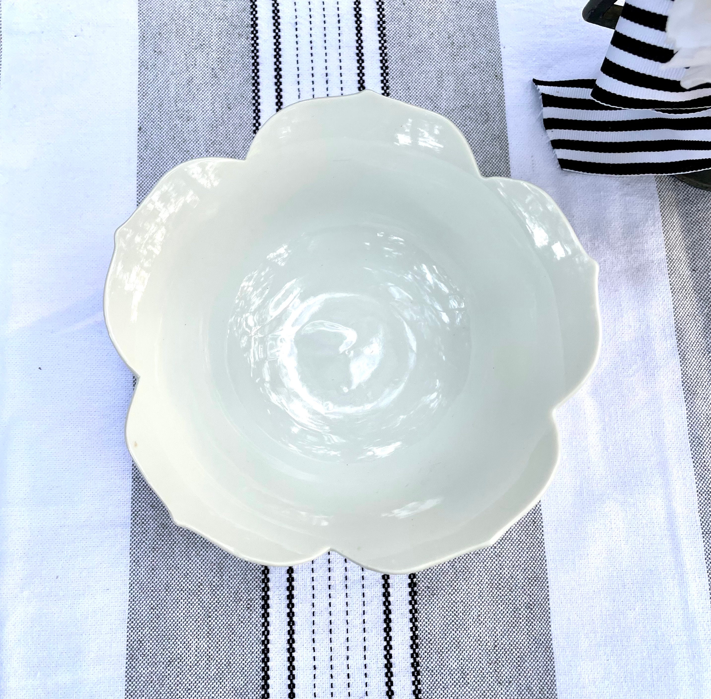 White Ceramic Glazed Lotus Flower Shaped 6 Inch Bowl - Etsy