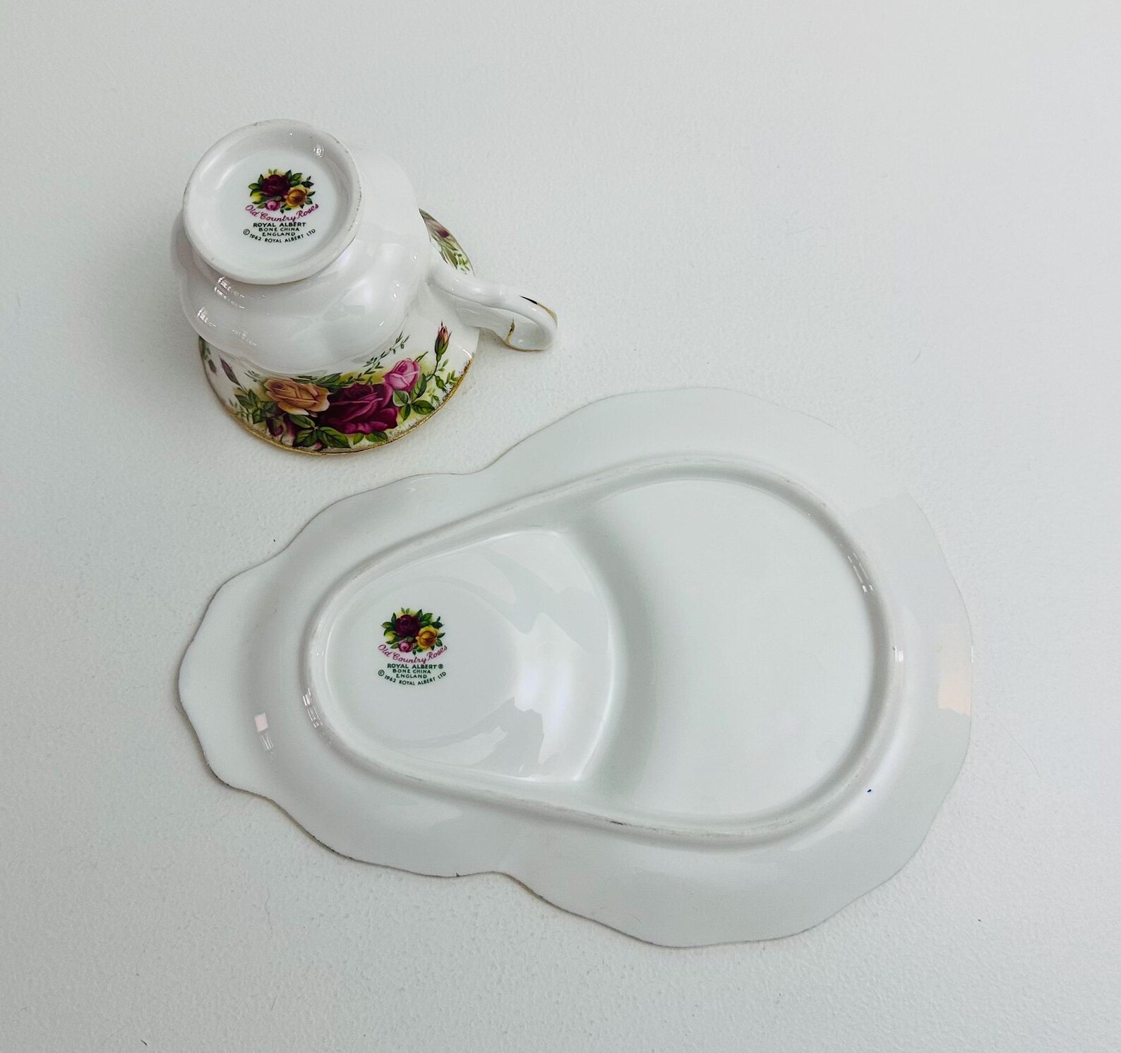 Royal Albert - Old Country Roses, Tennis / Hostess Set. Made in England ...