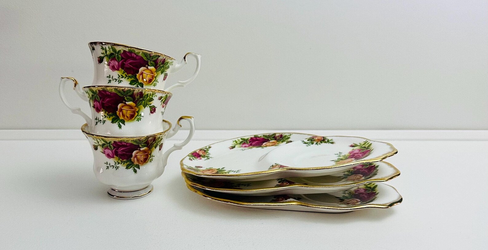 Royal Albert - Old Country Roses, Tennis / Hostess Set. Made in England ...