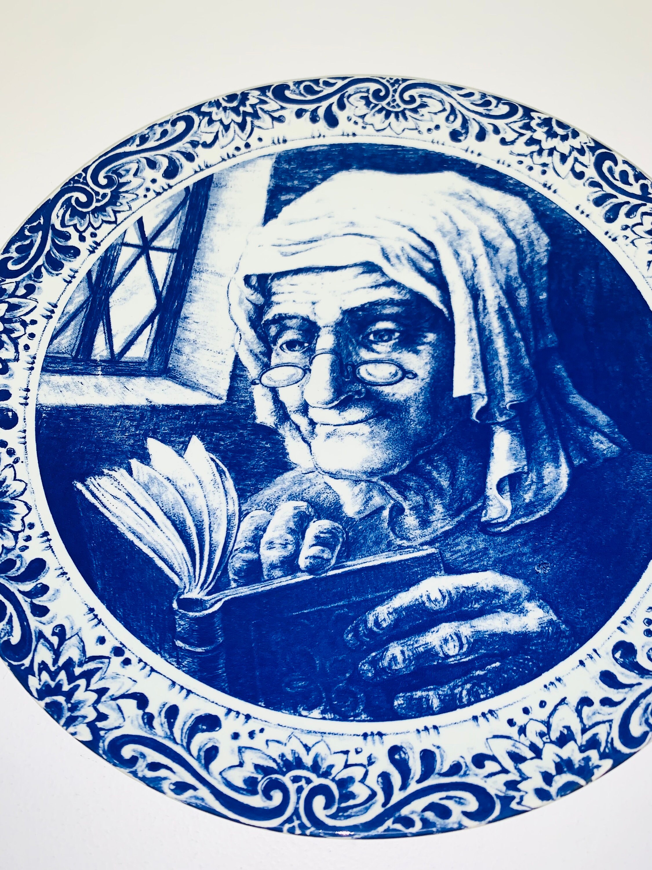 Delft, Boch La Louviere - Elderly Lady Reading, Blue & White 29cm ...