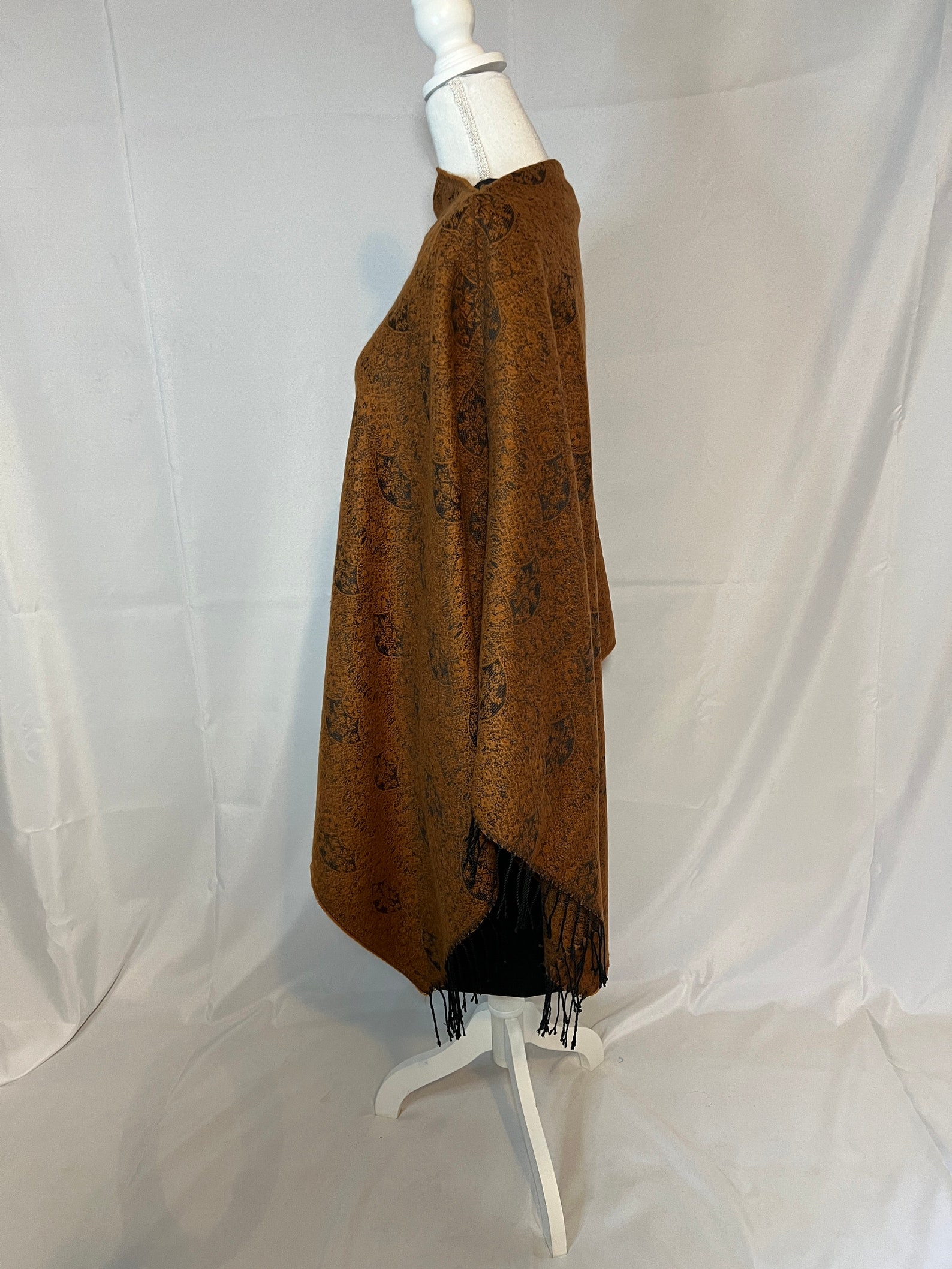 Shawl / Poncho in Warm Rust - Etsy