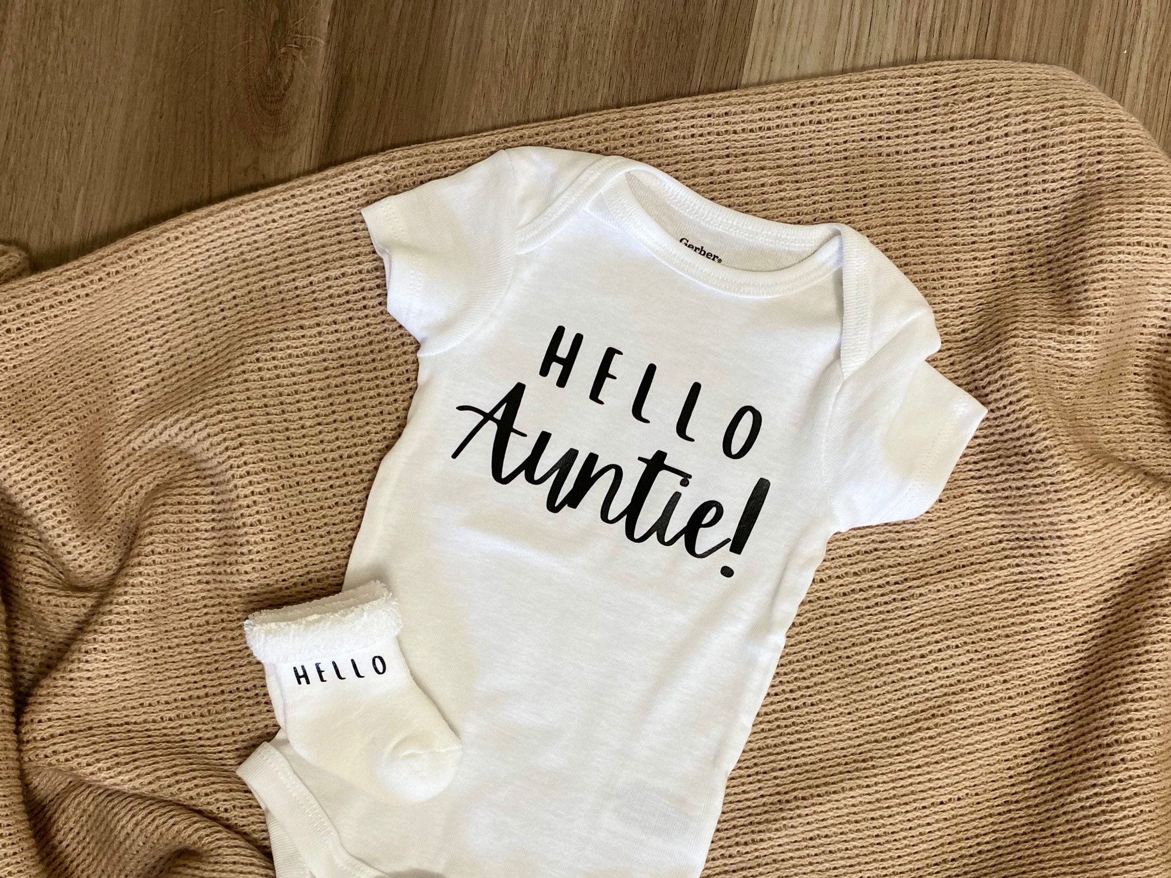Hello Auntie Baby Pregnancy Announcement Bodysuit Aunt | Etsy