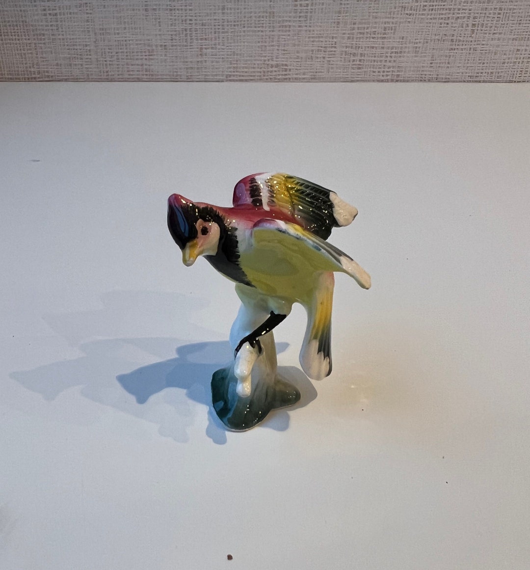 Vintage Woodpecker Figurine, Porcelain Yellow Bird Statuette, Green ...