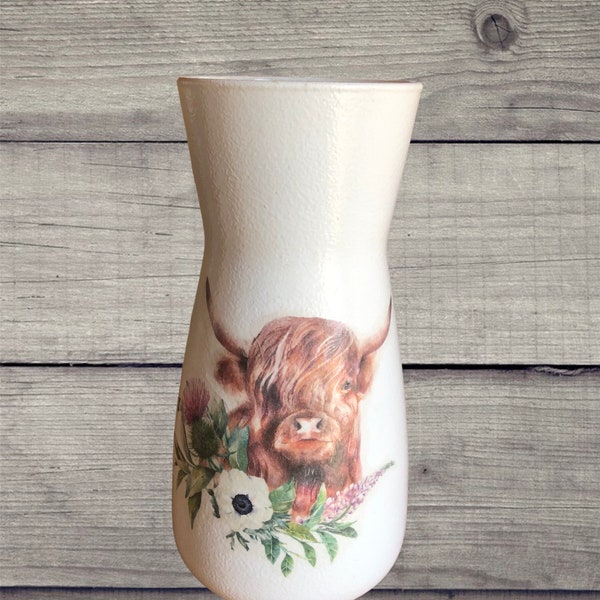 Highland Cow Vase - Etsy UK