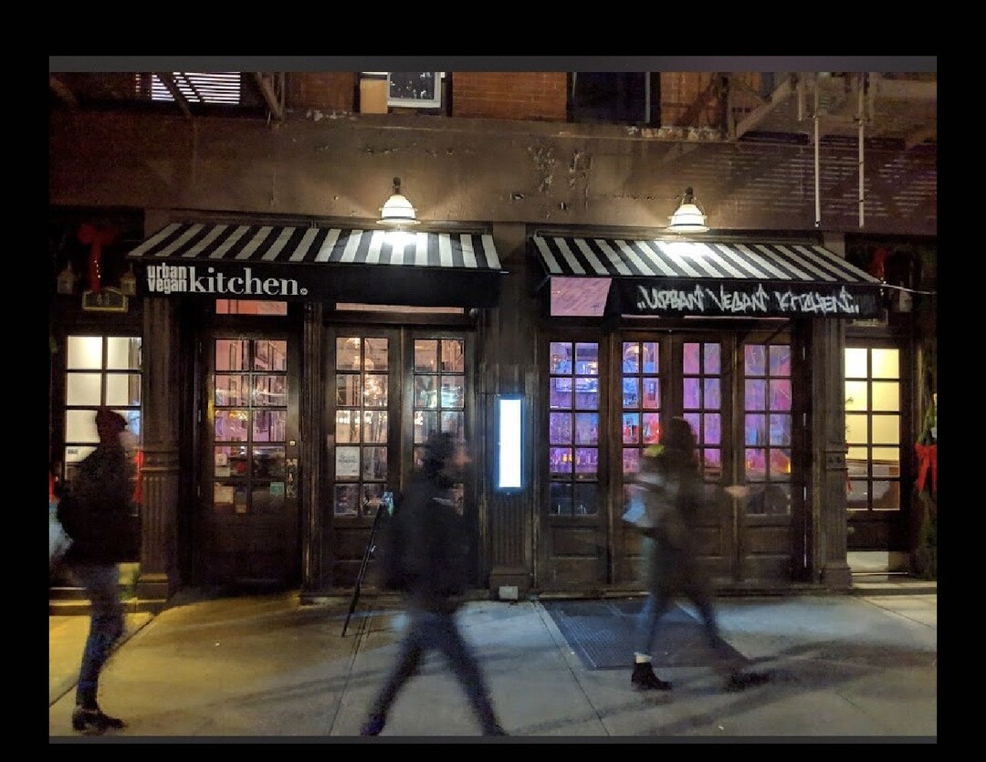 Custom Illustration of NYC Restaurant - Etsy