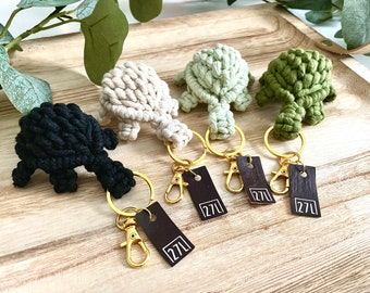 Macrame Turtle Keychain - Etsy
