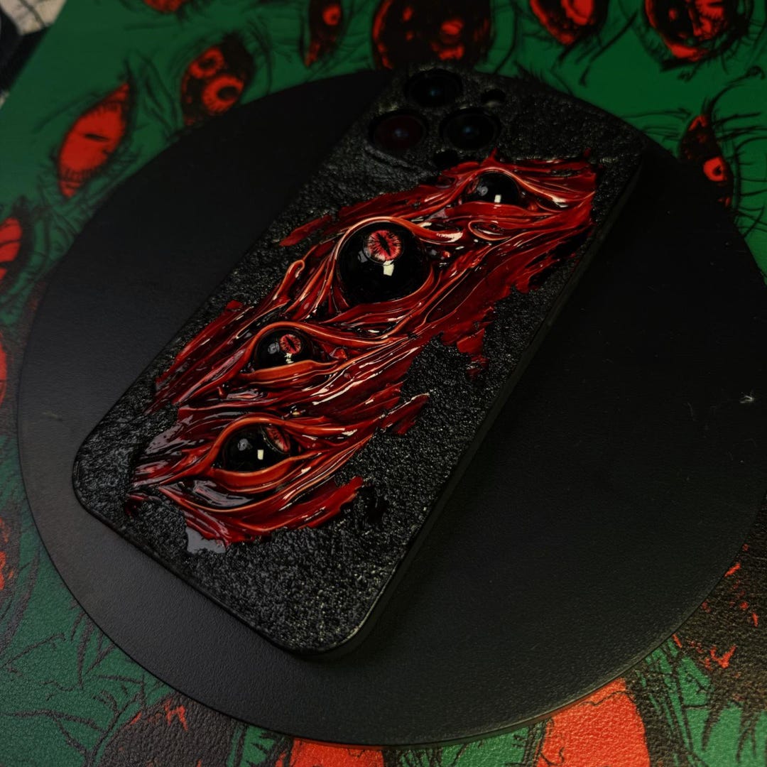 Horror Bloody Human Eye Phone Case, Horroreyeart Glowing Eye Phone Case ...