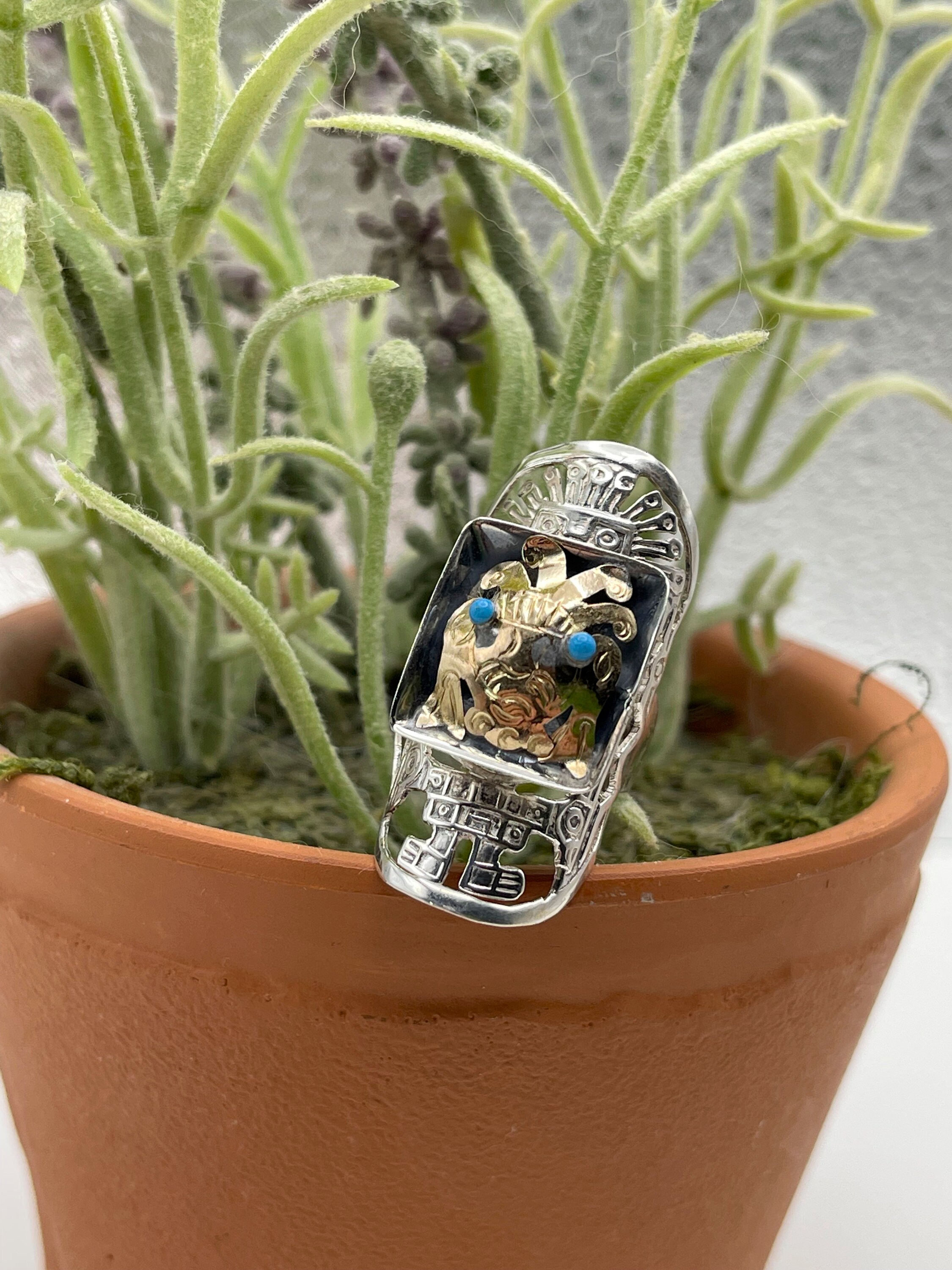 Vintage 18k and Sterling Peruvian Ring - Etsy