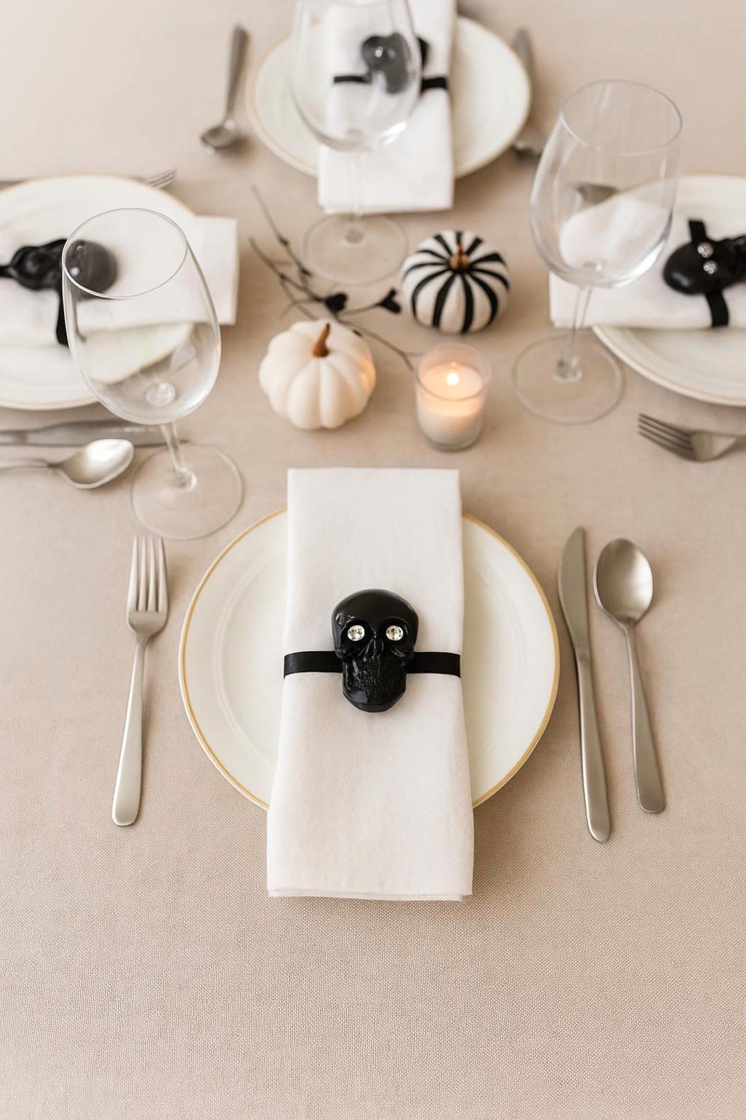 Black Skull Table Setting Halloween Napkin Rings Autumn Home Decor Goth ...