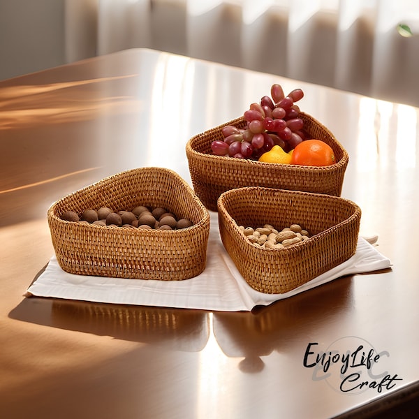 Triangle Basket - Etsy