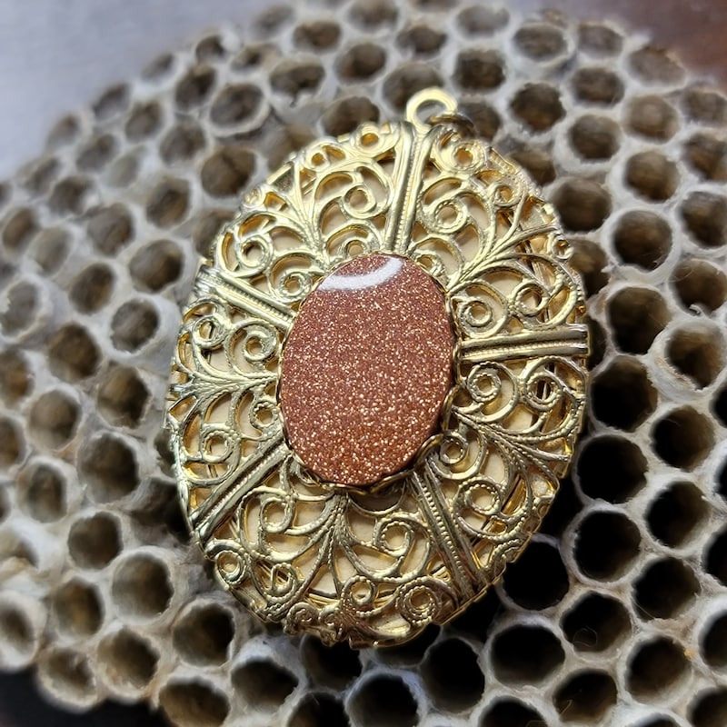 Filigree Locket - Etsy