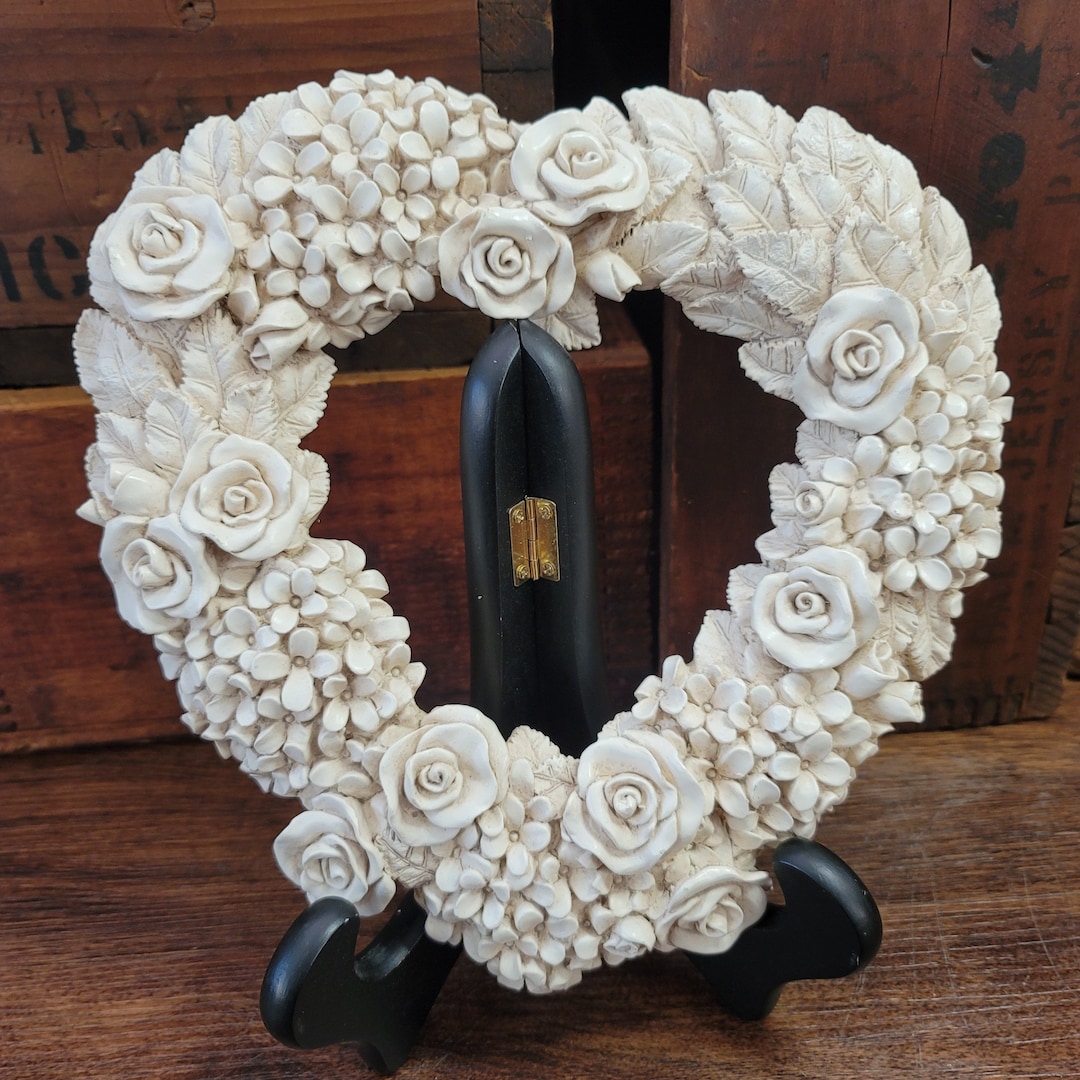 Plaster Resin Heart Rose Hydrangea Wreath Relief - Etsy