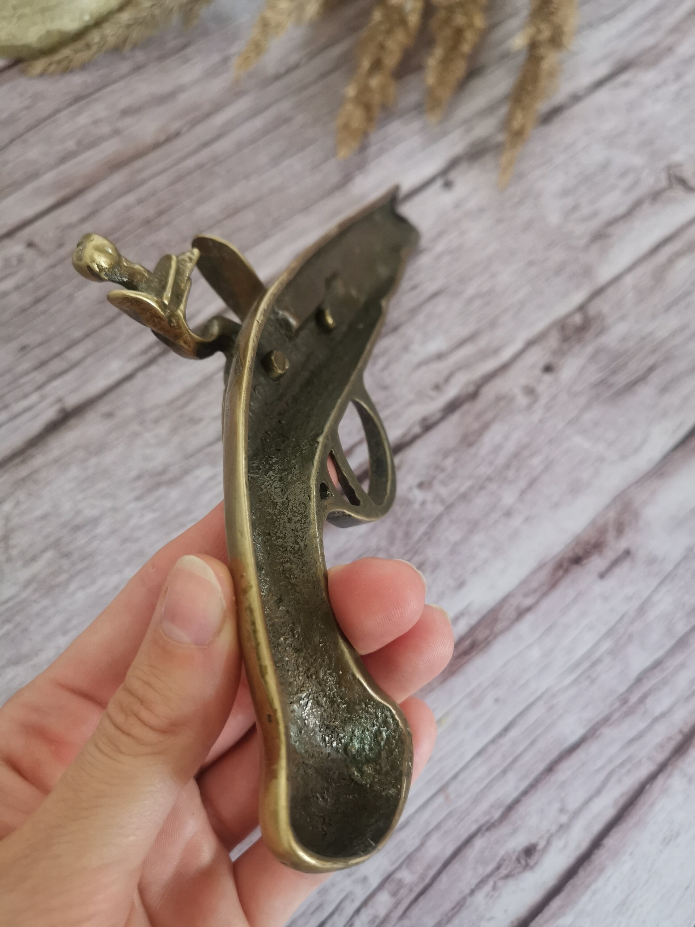 Vintage Pistol Wall Decor, Wall Hanging Pistol, Brass, Heavy Decor ...