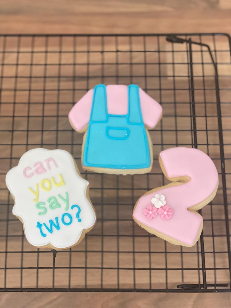 Custom Iced Ms Rachel Sugar Cookies - Etsy UK