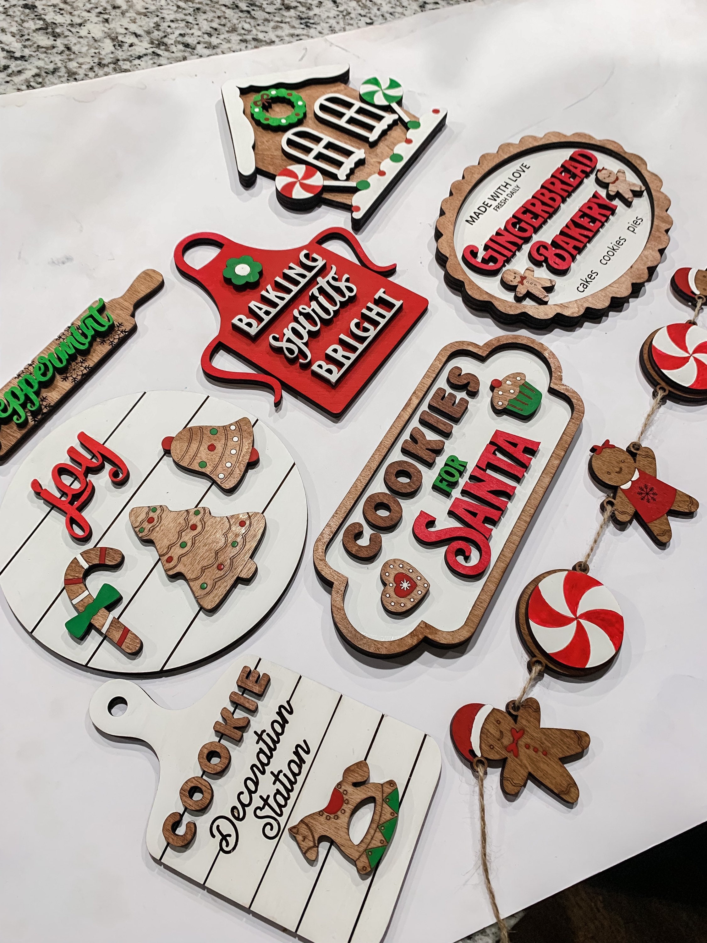 Gingerbread Tiered Tray Tiered Tray Set of 8 Gingerbread - Etsy