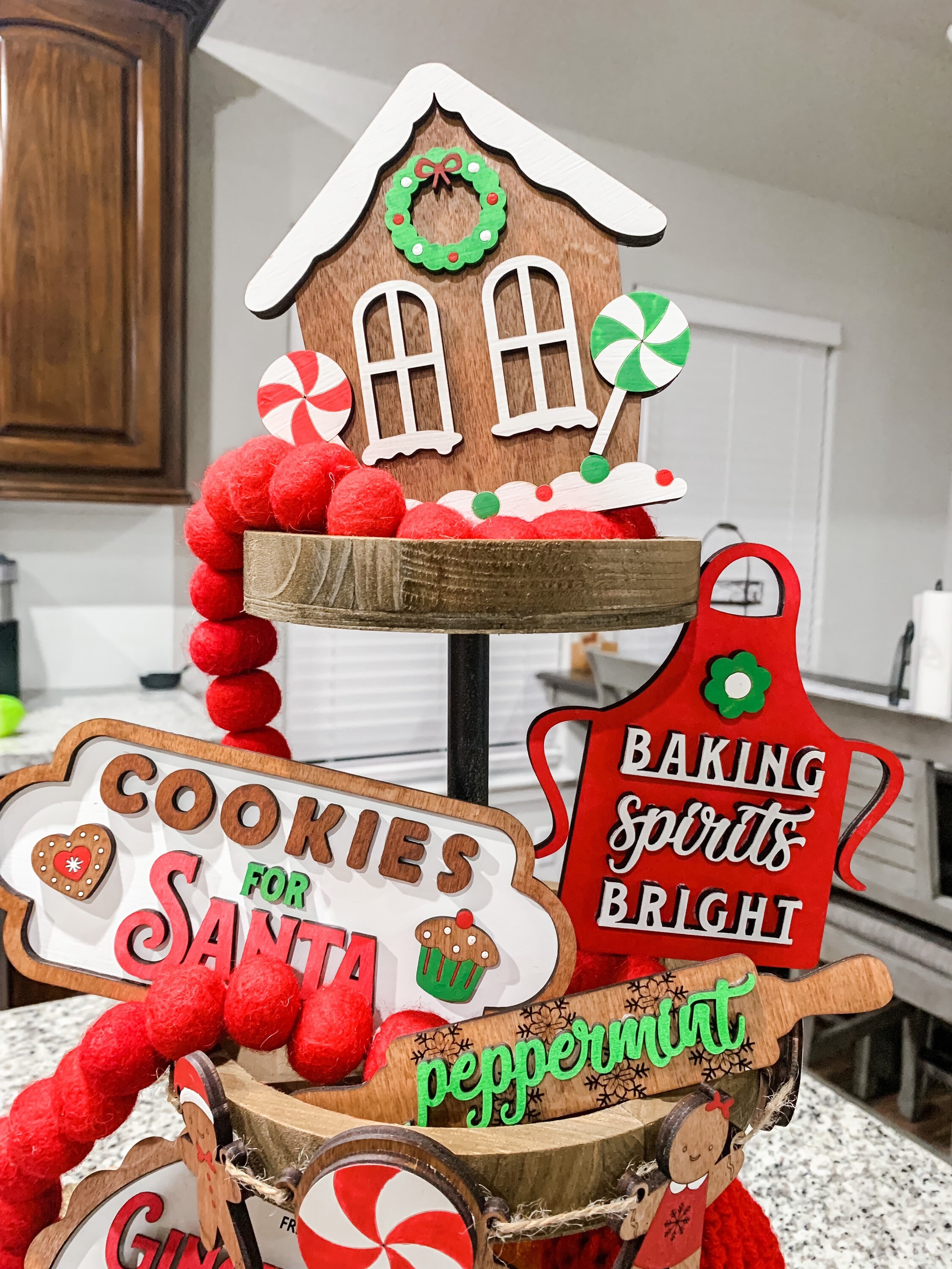 Gingerbread Tiered Tray Tiered Tray Set of 8 Gingerbread - Etsy