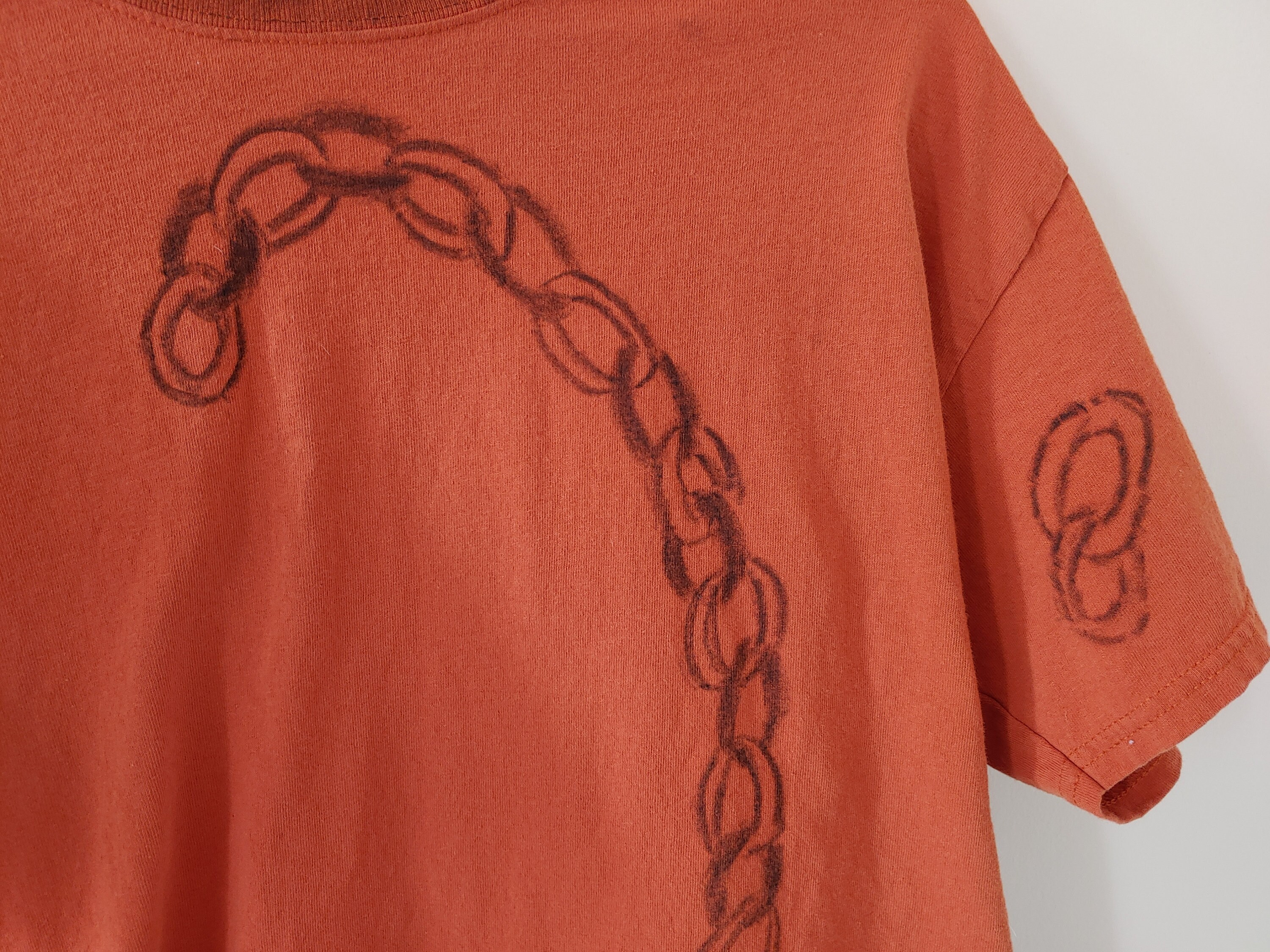 Orange Hand-drawn Dye Crayon Chain T-shirt - Etsy