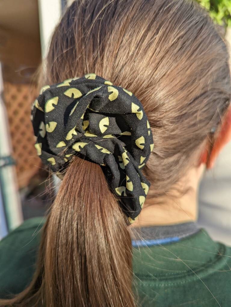 Cat Halloween Scrunchie // Halloween accessories Cat eyes - Etsy Italia