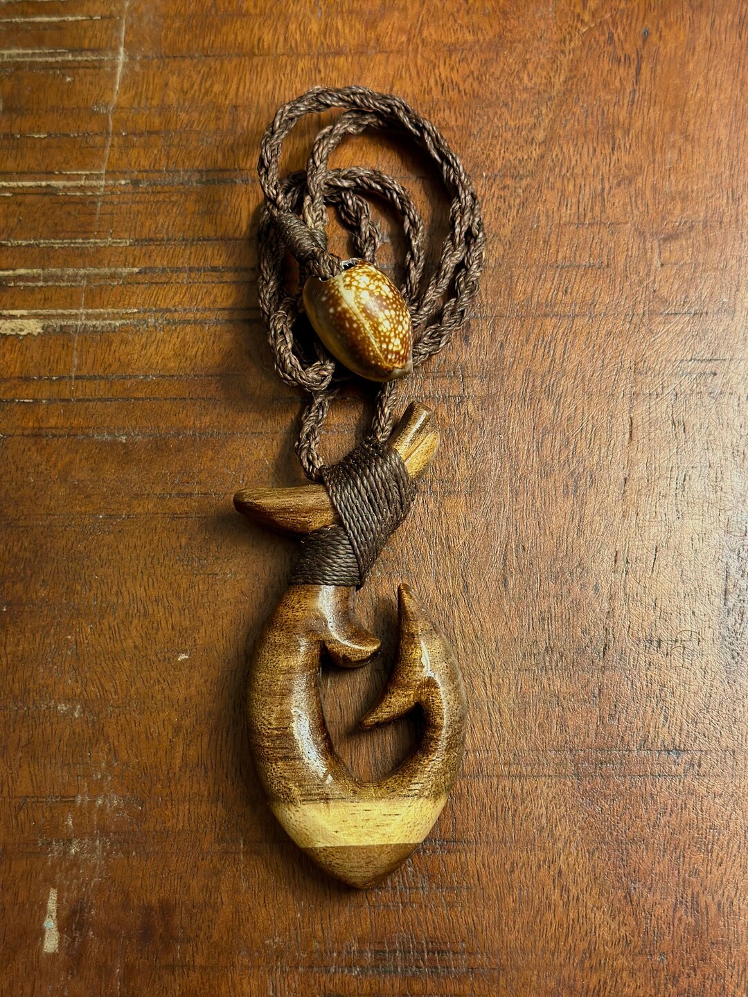 Beautiful Large Men's Monkepod Wood Lei Makau Hook Necklace - Etsy