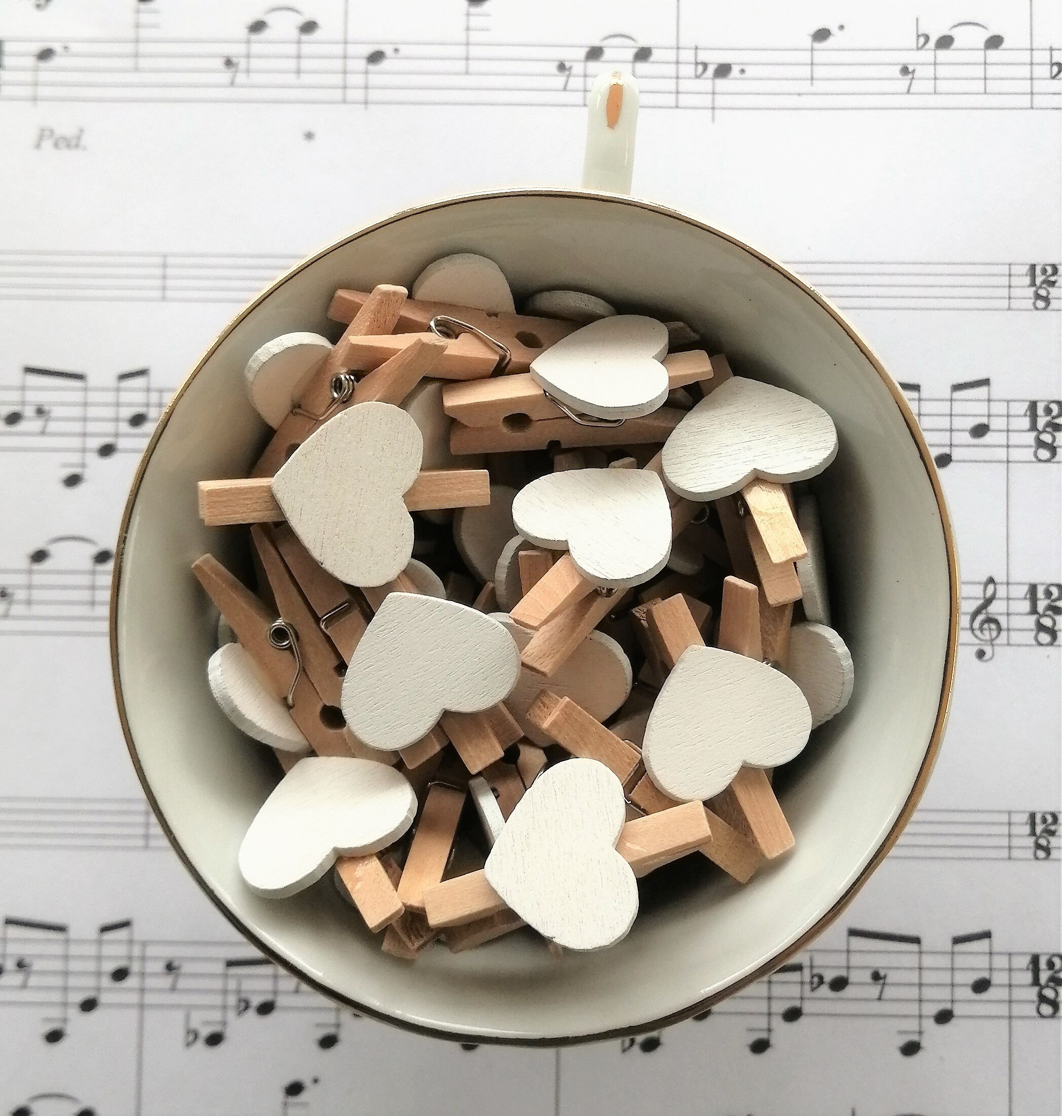 WHITE Mini Wooden Heart Pegs 30mm Craft, Wedding, Christmas, Vintage ...