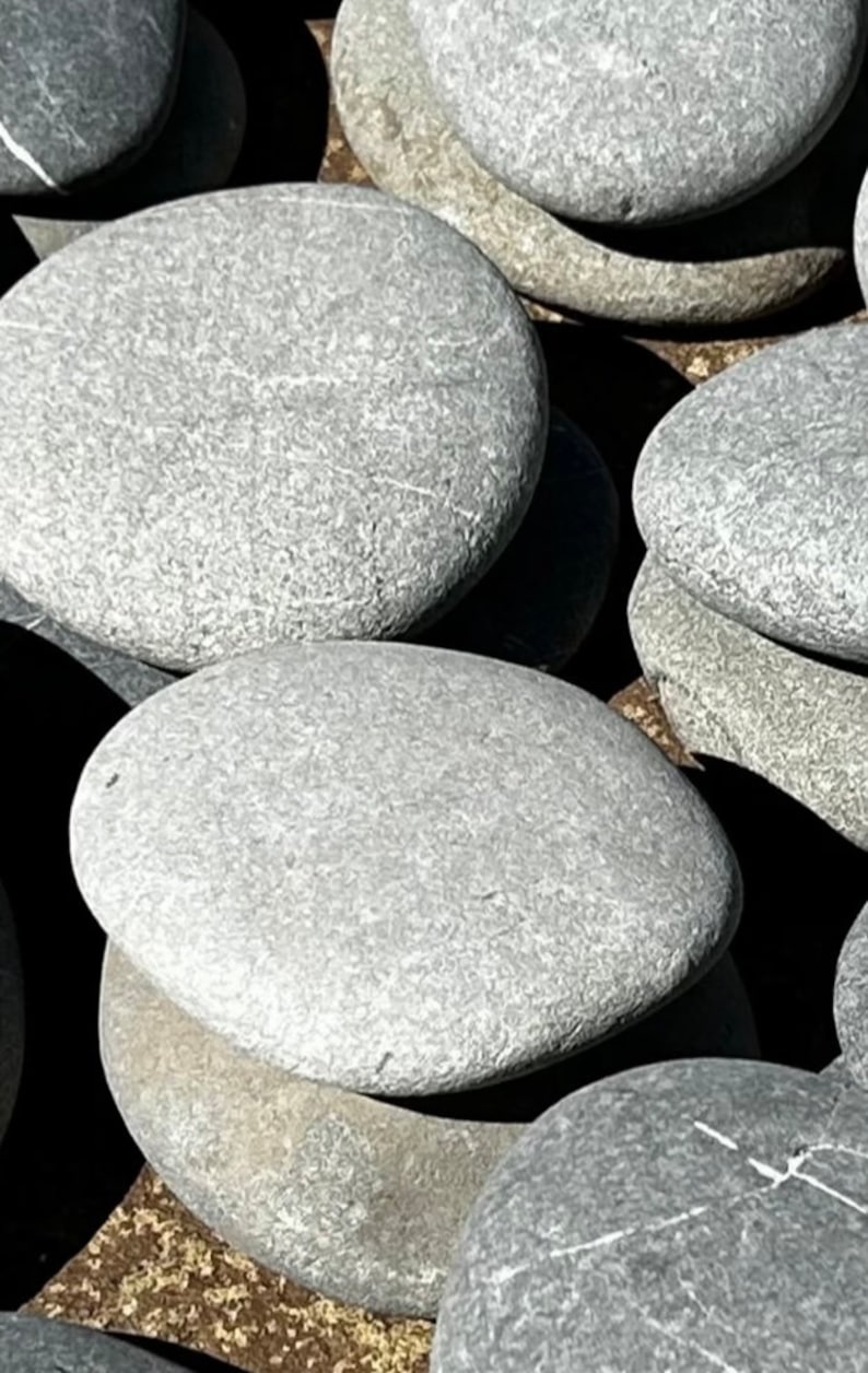 8 Pounds of Small Flat Rocks for Painting, Gardening, and Crafts ...