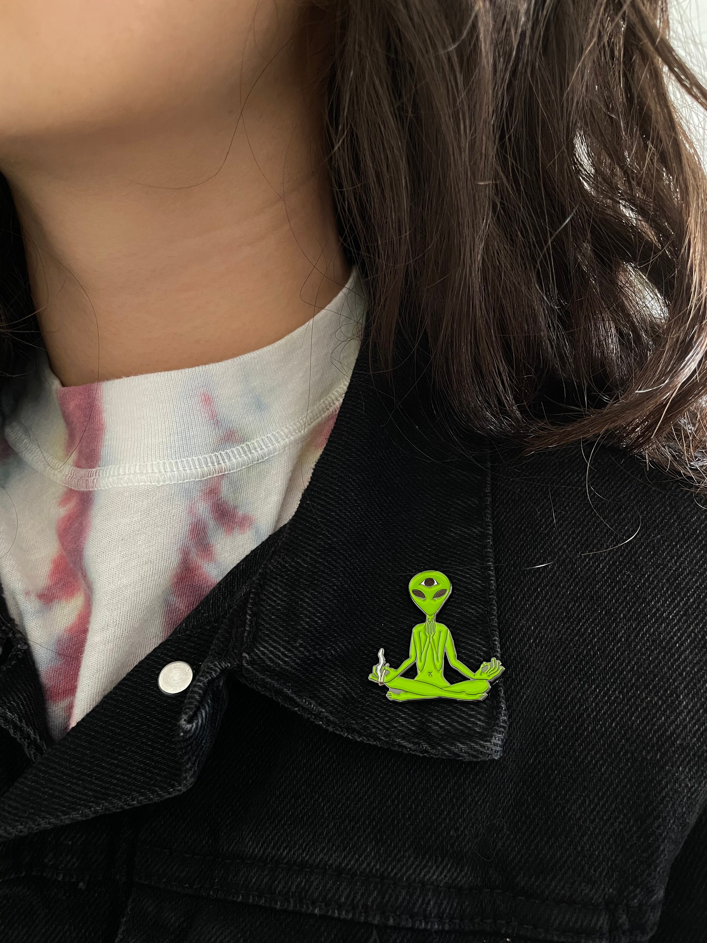 Zen Alien Lapel Pin - Etsy