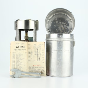 Coleman No. 530 "g.i." Pocket Stove (B46) Complete With Funnel, Wrench/handle and Instruction ...