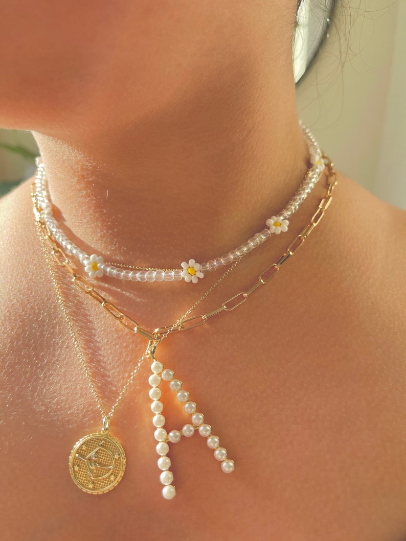 Alejandra Daisy Necklace Dainty Flower Necklace beaded | Etsy